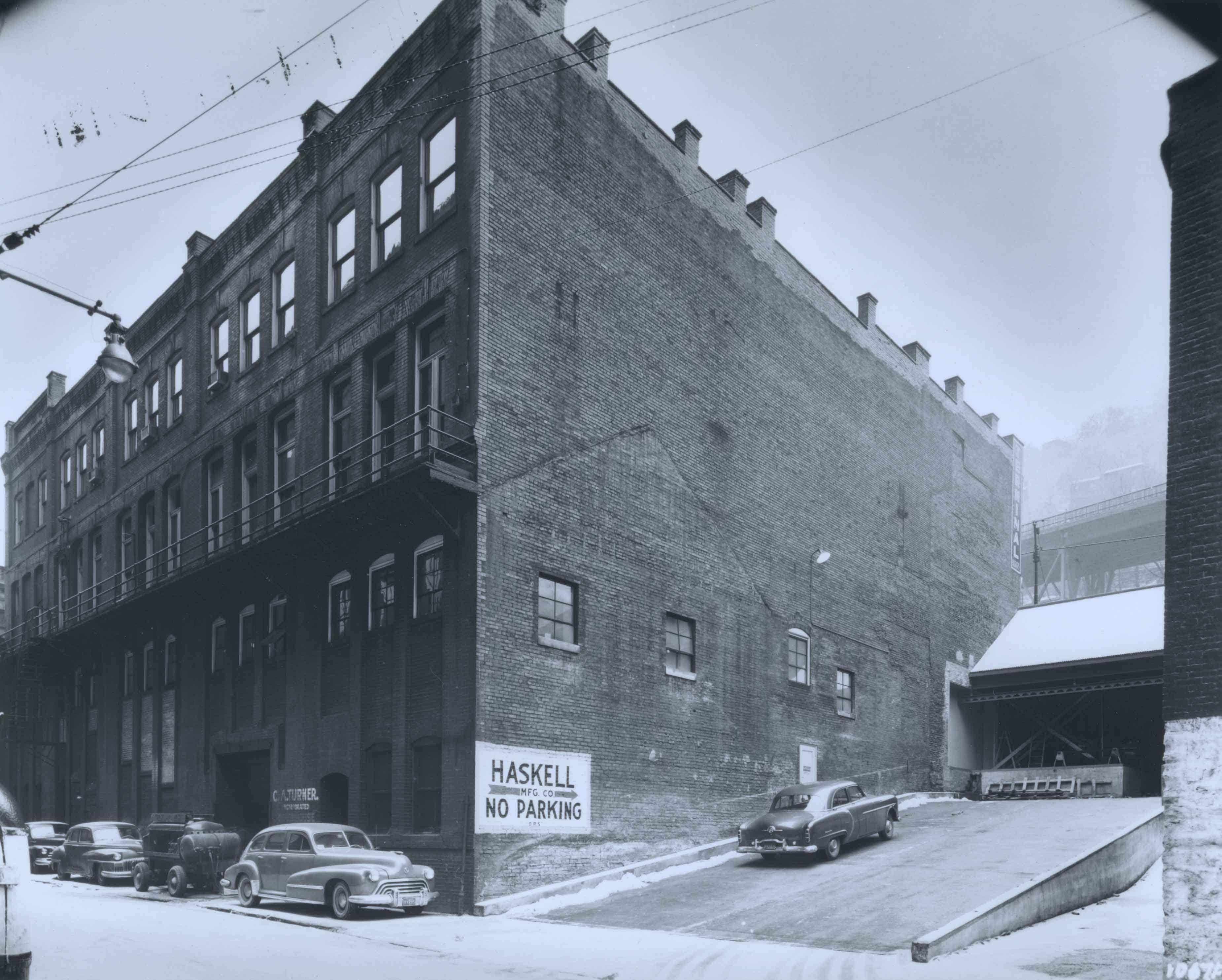 Haskell Inc. in the Terminal Building - Rauh Jewish Archives