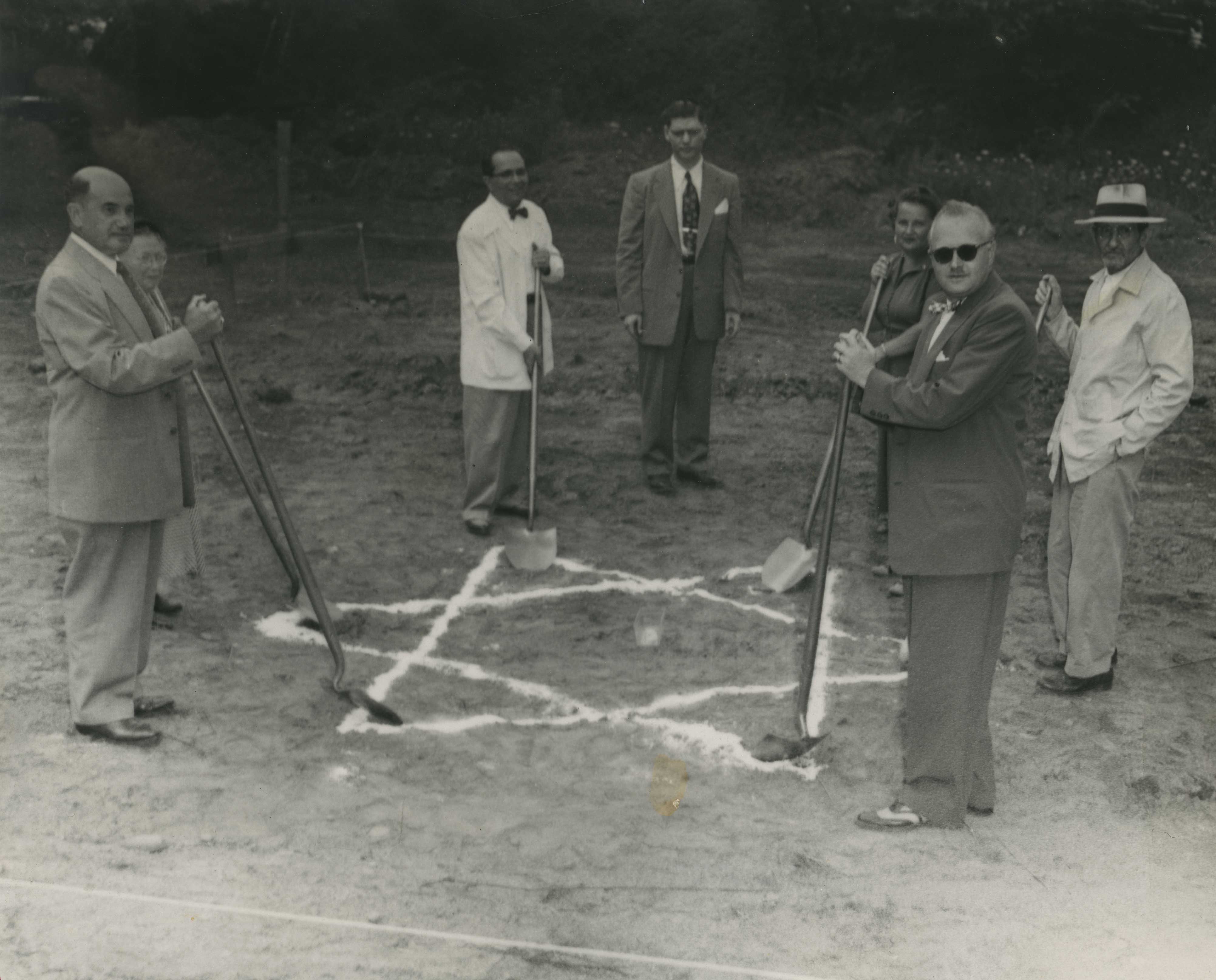 Tree of Life (Ellwood City) groundbreaking - Rauh Jewish Archives