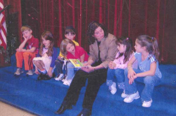 Rabbi Amy Greenbaum and Students - Rauh Jewish Archives