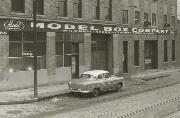Model Box Company photograph (3) - Rauh Jewish Archives